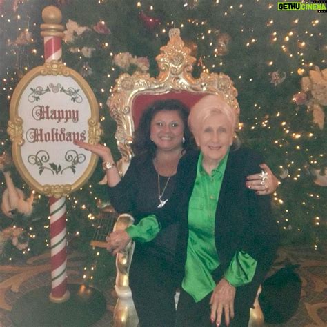 Abby Miller Wiki Biography Age Gallery Spouse And More