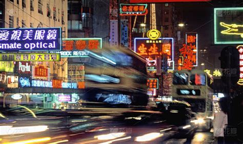夜晚霓虹灯旺角弥敦道旺角尖沙咀双层巴士光轨市区路户外九龙