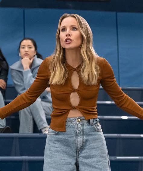 Kristen Bell Barn Kristen Bell Pops In Neon Yellow Leather Look For