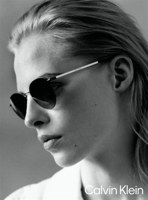 Sarah Saxinger The Wonders