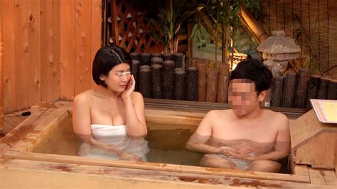 一般男女モニタリングav 家族旅行中にw不倫しちゃった男女のその後まで追跡スペシャル 巨乳妻が初対面のデカチン既婚男性とタオル一枚で相席混浴