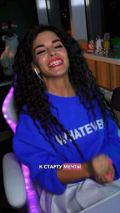 Спела сложную авторскую песню в прямом эфире 🤪 Youtube