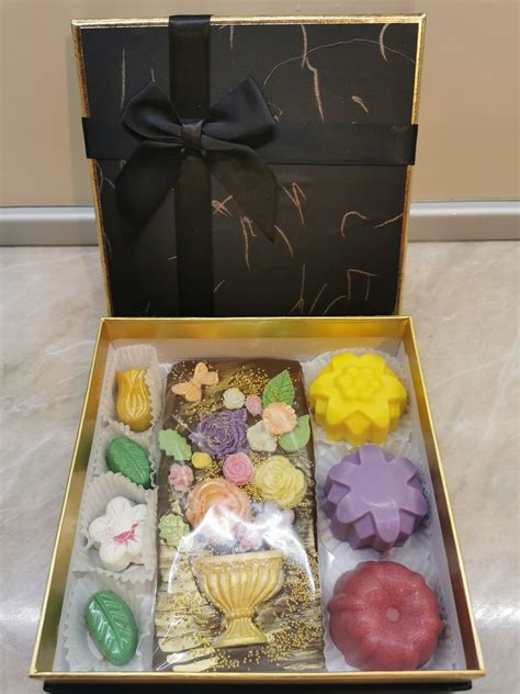 Нашите предложения за Сладките изкушения на Радостина Facebook