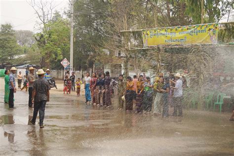 ငါန်းဇွန်မြို့၌ မြန်မာ့ရိုးရာယဉ်ကျေးမှု မဟာသင်္ကြန်ပွဲတော်အထိမ်းအမှတ် စတုဒိသာမဏ္ဍပ်ဖွင့်ပွဲအခမ