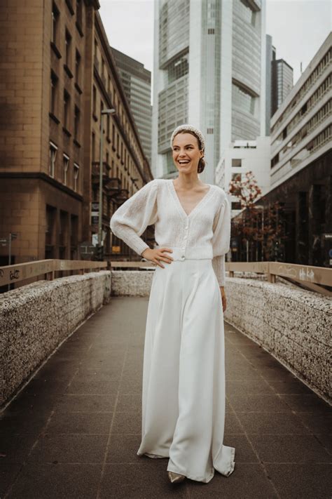 marryandbride – knitted couture – Handknitted luxury bridalknitwear