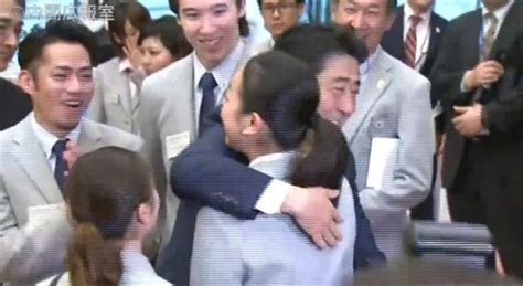 【画像】橋本聖子のセクハラ騒動まとめキス強要やハグ強制がヤバい みっくすブログ