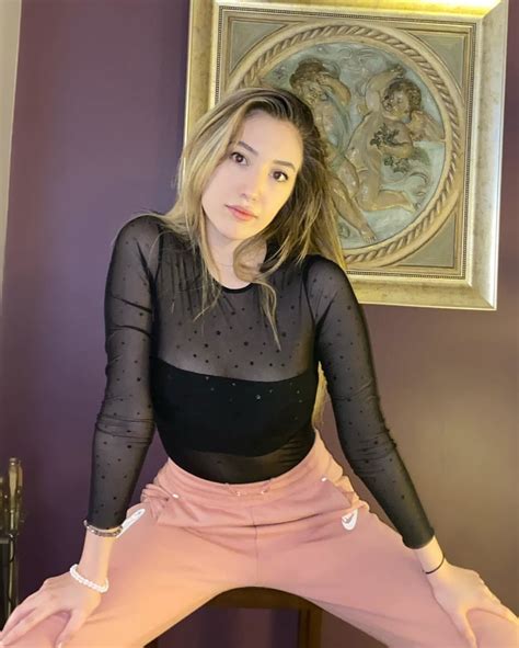 Yasmin Erbil Turkish Sexy Blonde Celebrity Girl Porn Pictures Xxx Photos Sex Images 3828618