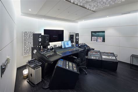 South Korea S SM Entertainment Anchors Its Blue Ocean Studio On Solid