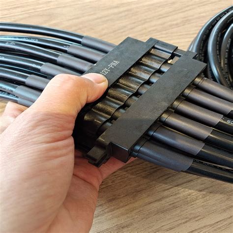 12pin 125a Male Plastic Rectangular Multipin Assembly Ups Module Power Connector China Ups