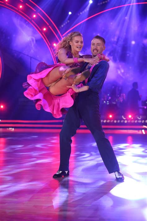 Taniec Z Gwiazdami Niesforna Sukienka Karoliny Pisarek Intymna Wpadka