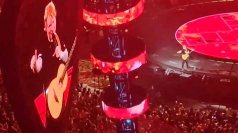 Viral Video Ed Sheeran Does Sex Reveal For Pregnant Fans Baby During
