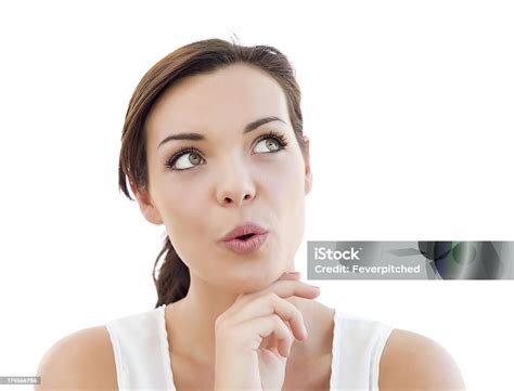 카메라를 향해 미소 짓는 생각에 잠긴 젊은 성인 여성 루킹 바라요 흰색 20 29세에 대한 스톡 사진 및 기타 이미지 20 29세 귀여운 명랑한 Istock