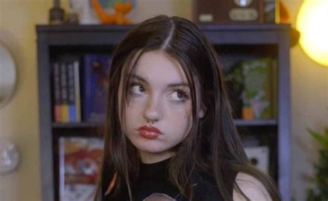 How Old Is Lilmochidoll Age Bio