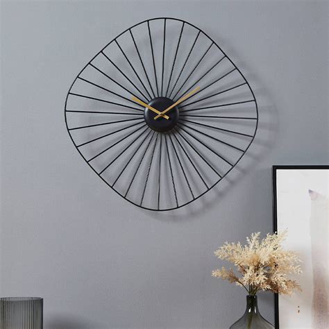 Matsumoto Small Black Clock Pagazzi