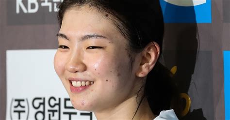 미소 짓는 심석희