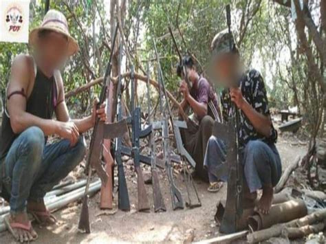 ဟုမ္မလင်းတွင် တိုက်ပွဲဖြစ်ပွားပြီး စစ်တပ်ဘက်မှ ၈ ဦးသေဆုံး၊ ဘုတလင်တွင် ပျူစောထီးစခန်းကို လက်နက်က