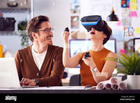 Virtual Reality Team Workplace Architects Vr Vr Brille Metaverse