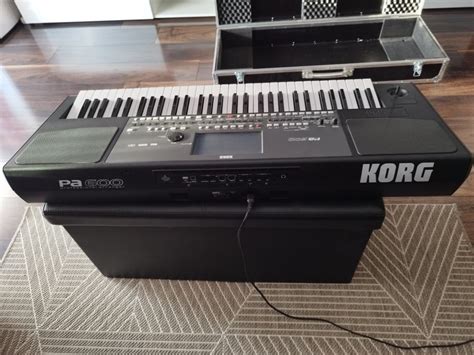 Korg Pa 600