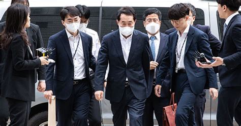 ‘민주당 돈 봉투 강래구 석방“사건 관계자와 연락 금지”