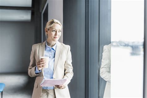 The Least Important Factors In Mutual Fund Analysis