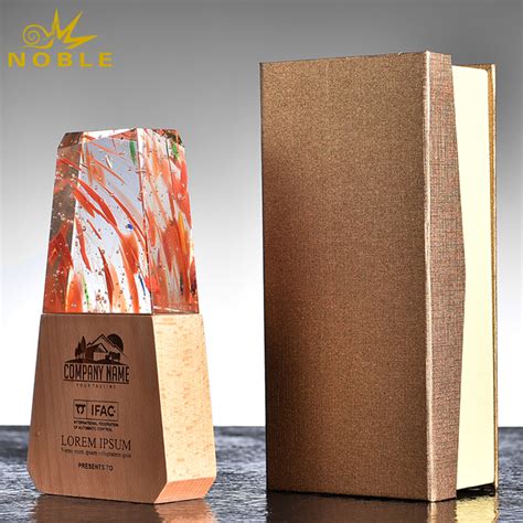 High Quality Custom Crystal Trophy Award Wood Base Craft Buy Crystal Trophy Custom Award