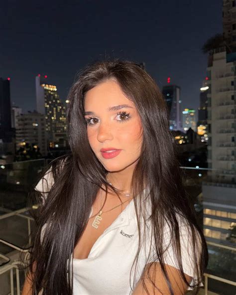 Eva Miller Age Height Net Worth Boyfriend Bio Wiki Facts