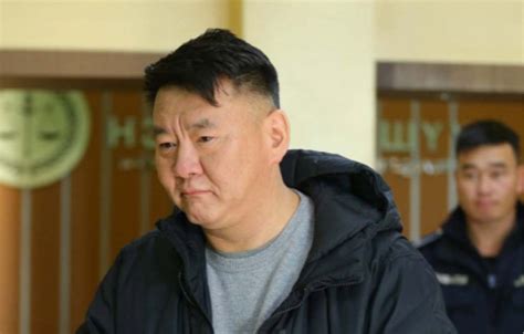 Хүн амины хэргээр 11 жилийн ял авсан Б Махбалыг хугацаанаас нь өмнө