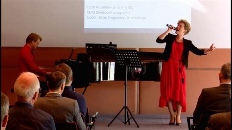 Tanja Pečenko And Lovro Frelih Ne čakaj Na Maj Youtube