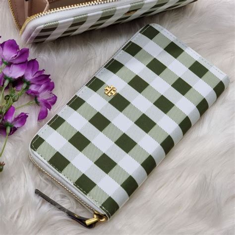 T O R Y B U R C H Zip Continental Long Wallet With Checkered Design
