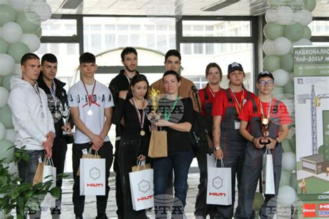 Общо 18 ученици спечелиха медали от Националното състезание Най добър млад строител Утро