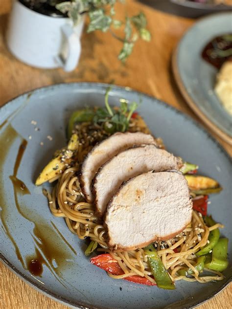 Лампата Вечерните ни предложения 30 12💡 Поръчайте за