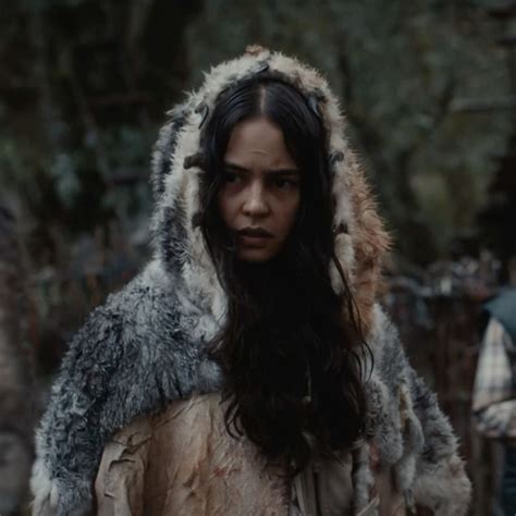 Lottie Matthews Yellowjackets Courtney Eaton Matthews Crazy Women