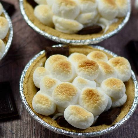Mini Smores Pies Grits And Gouda