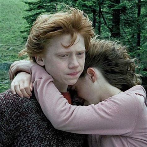 Ron And Hermione En 2024 Ron Y Hermione Fotos De Mi Esposa Hermione