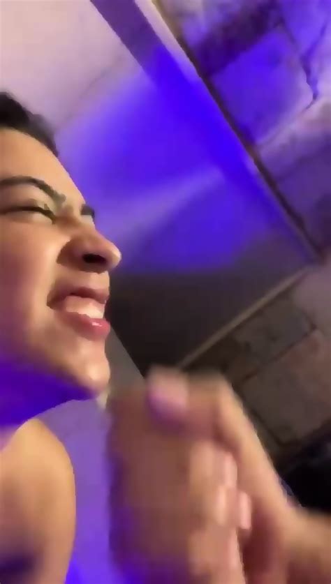 Pedindo Leite Eporner