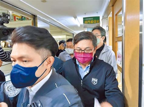 收錢接受性招待！台南經發局長陳凱凌認了 凌晨遭羈押禁見 社會 中時
