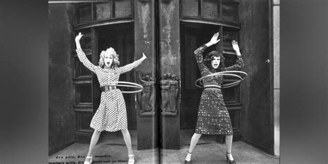 Ateliers Burlesques Hula Hoop Effeuillage Tassel Twirling