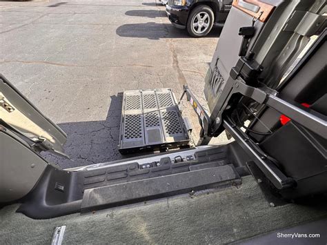 2001 Gmc Conversion Van Chariot Mobility Cp16877 Paul Sherry