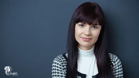 60 مدل موی چتری دخترانه برای موهای کوتاه و بلند آموزشگاه آرایشگری گل گیس