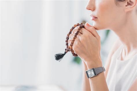 ძლიერი ლოცვები უფლის მიმართ თქვენი და თქვენი ახლობლების საჯანმრთელოდ რჩევები ვივიენისგან