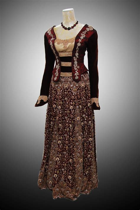 Costume Of Anne Of Cleves Played By Joss Stone Tudor Costume