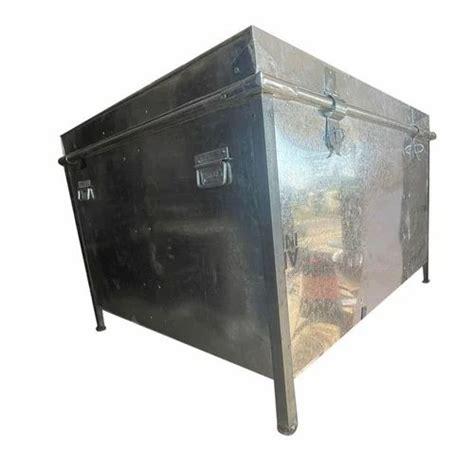 Rectangular Stainless Steel Storage Box For Automobile Industry At Rs