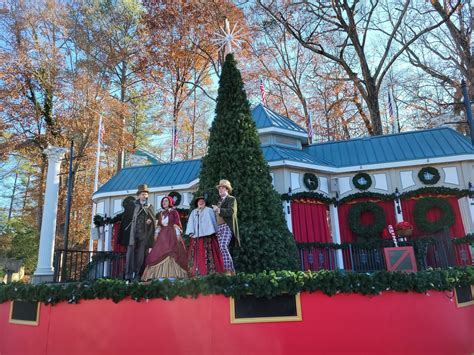 Six Flags Over Georgia Cancels Holiday In The Park The City Menus