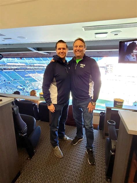 Its Tough Working On Sundays During Seattle Seahawks Fox 13 Seattle