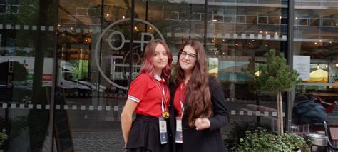 Един златен и два сребърни медала спечелиха ученици на ЧСУ„Дружба“ от международно състезание на