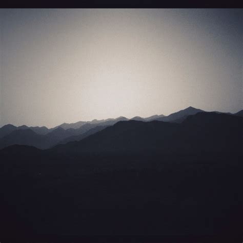 Madinah Landscape Monotone Wave Minimal