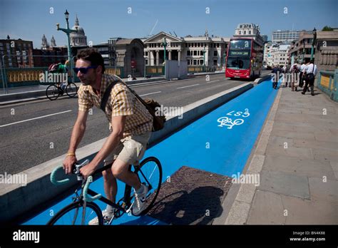 Cycle Superhighway Route London Here The Cs7 Route Is One Of The First To Open On 19th July