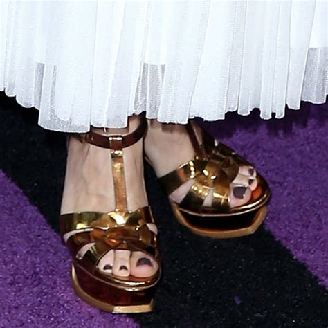 5 Red Carpet Shoe Highlights That Ruled The Cmt Music Awards