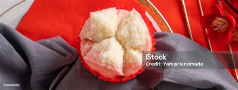 귀여운 전통 중국 찐 스폰지 케이크 파 가오 음력 새해 축제 축하 음식 0명에 대한 스톡 사진 및 기타 이미지 0명 건강한 식생활 공휴일 Istock