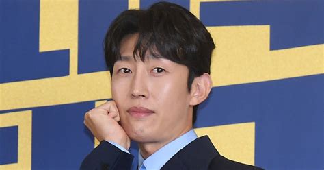 [포토]강기영 강직함 대신 깜찍함으로